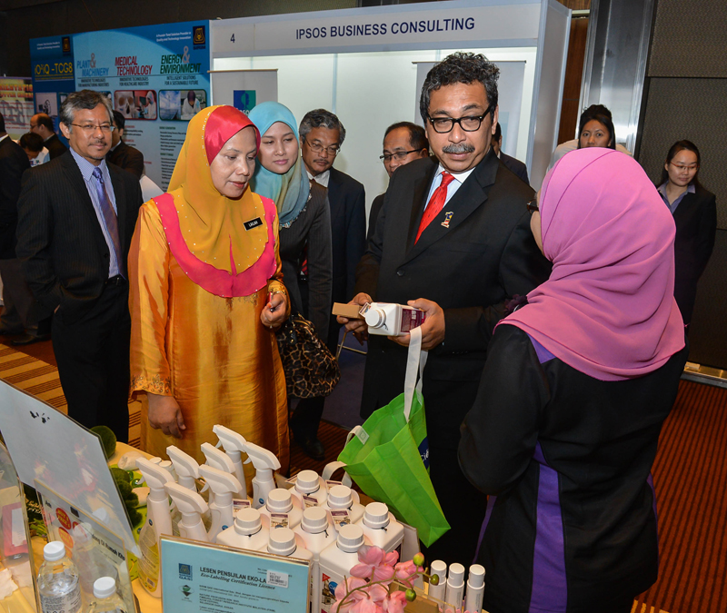 MAJLIS PERASMIAN PROGRAM PEMADANAN PERNIAGAAN DAN PASARAN TEKNOLOGI ...