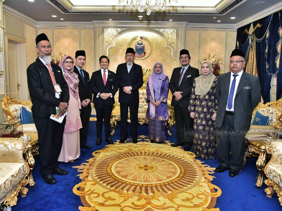 Kunjungan Hormat YB Datuk Arthur Joseph Kurup, Timbalan Menteri Sains ...