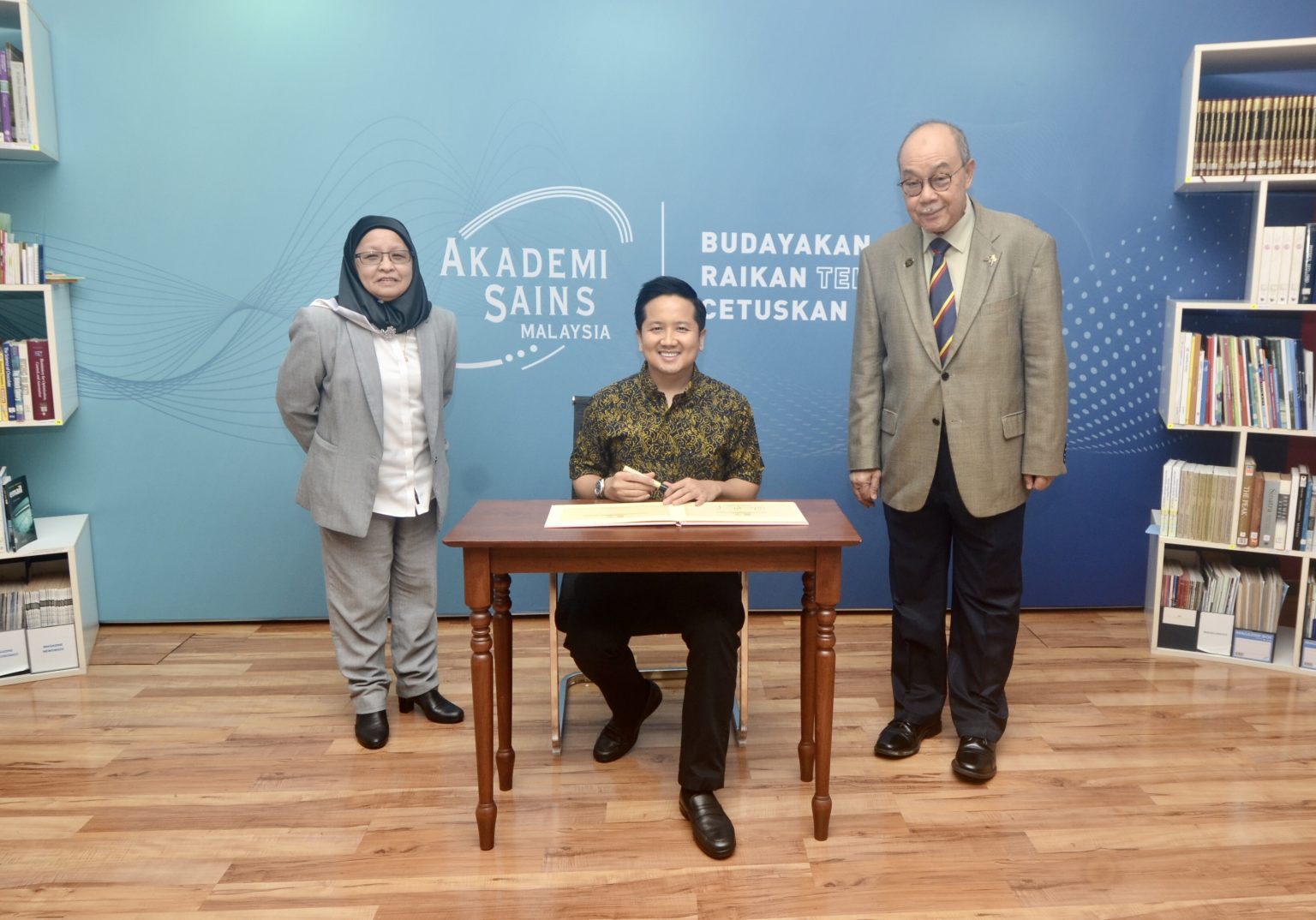 Lawatan Kerja YBTM MOSTI Ke Akademi Sains Malaysia (ASM) - Portal Rasmi ...