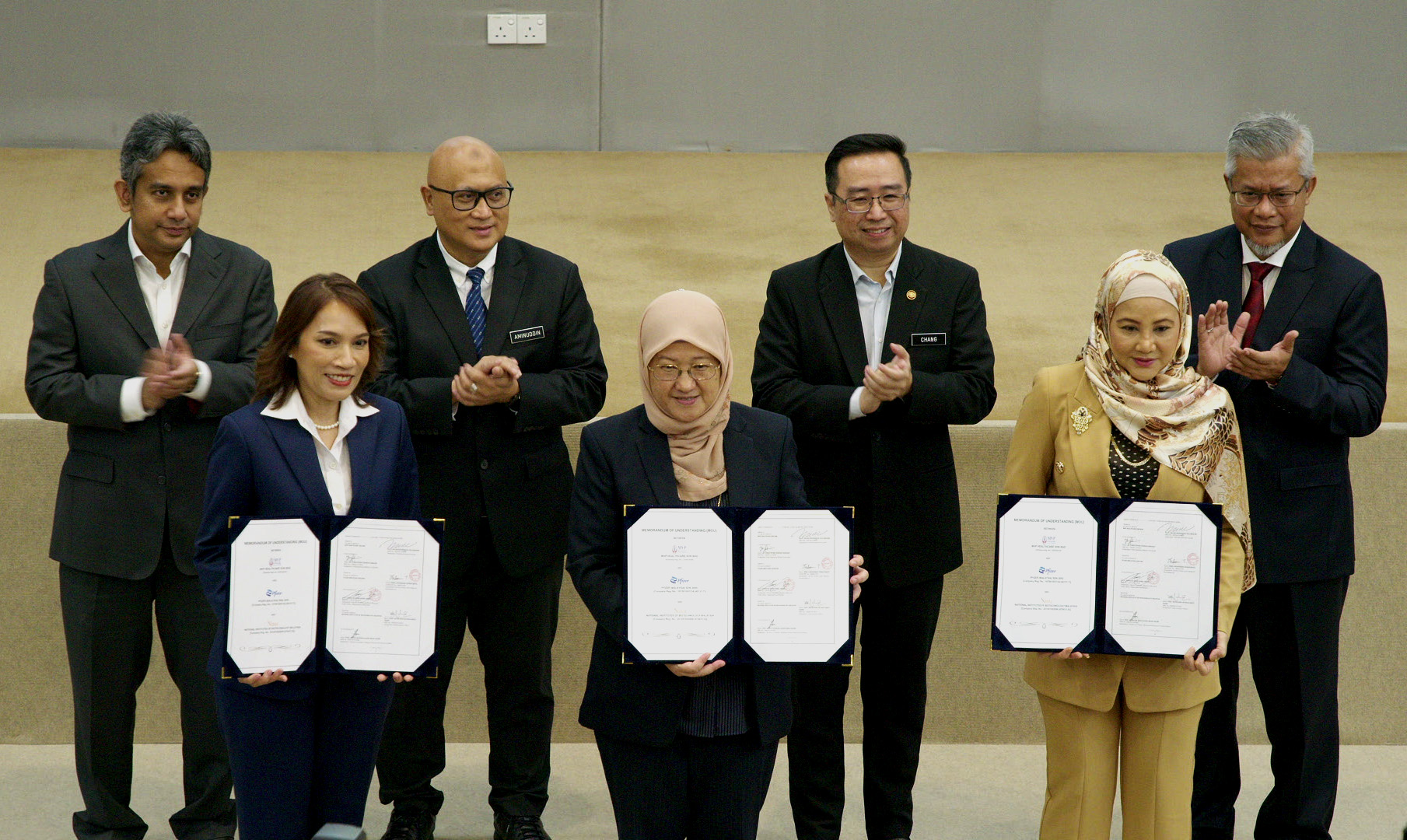 Majlis Pertukaran MOU Antara NIBM, PFIZER (Malaysia) MVP Healthcare - Portal Rasmi Kementerian ...