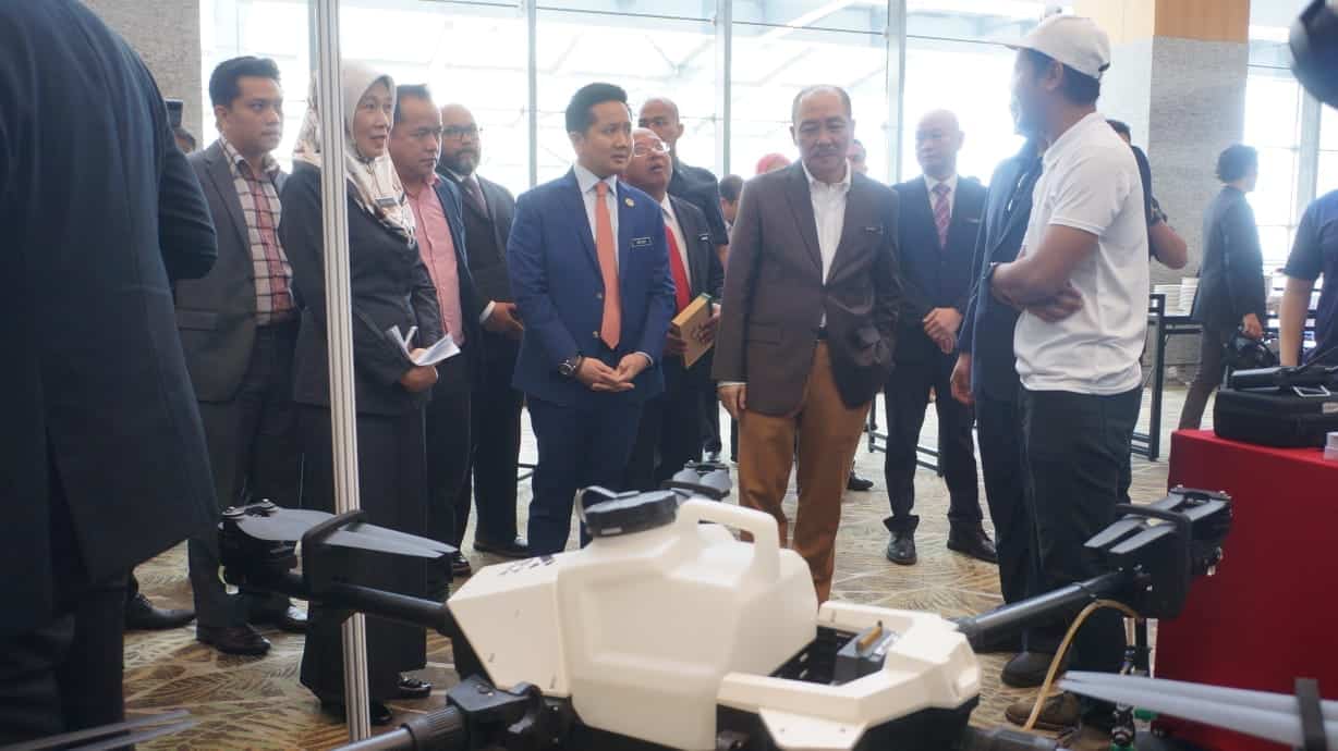 Pelan Tindakan Teknologi Dron Malaysia 2022-2030 (MDTAP30) - Portal ...