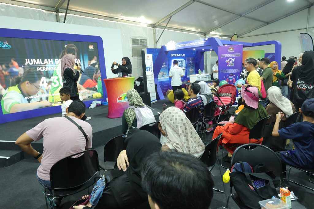 Terima Kasih Pengunjung Rerumai MOSTI serta Khemah STEM & AI! - Portal ...